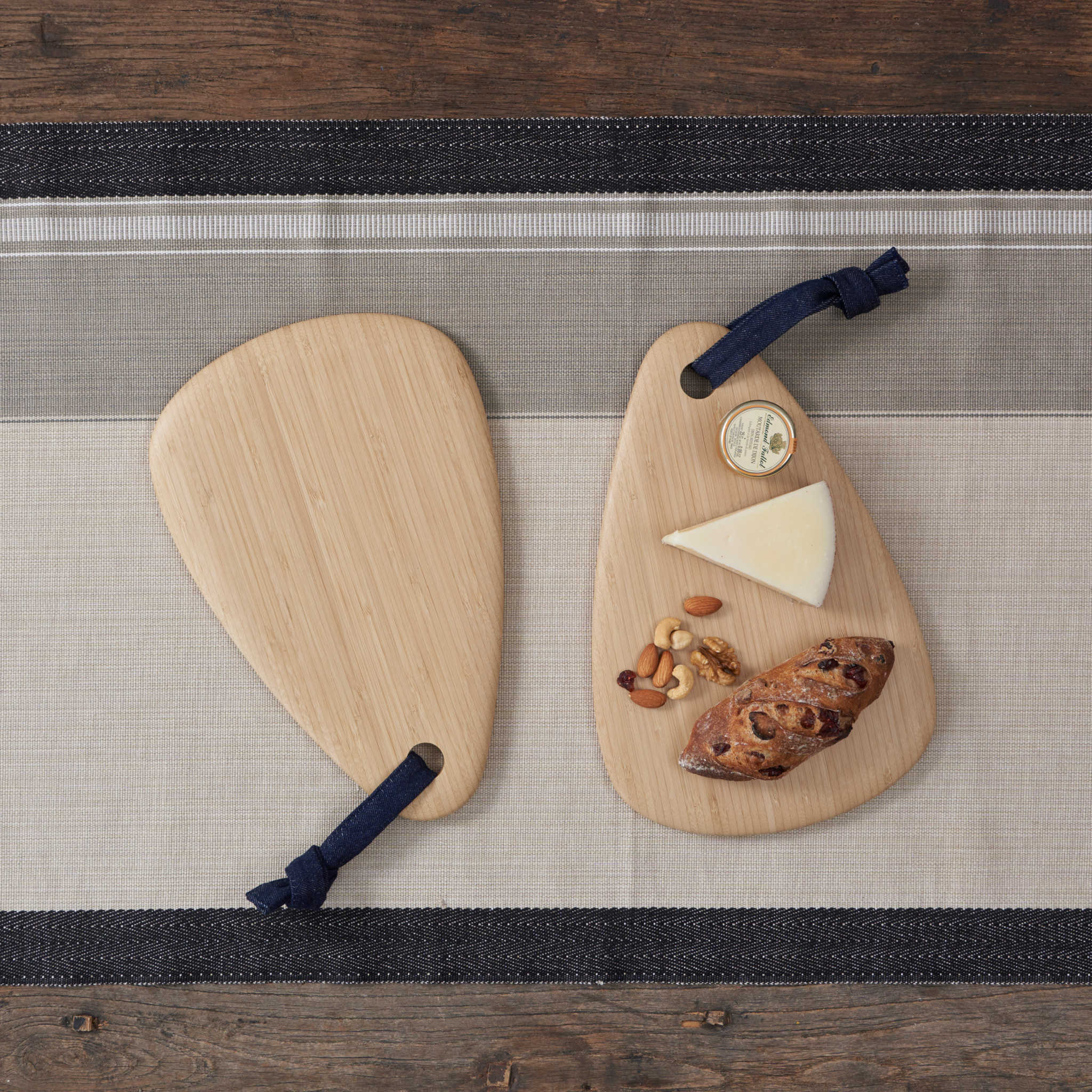 Bamboo Cutting Board - Artisan Made - bambu